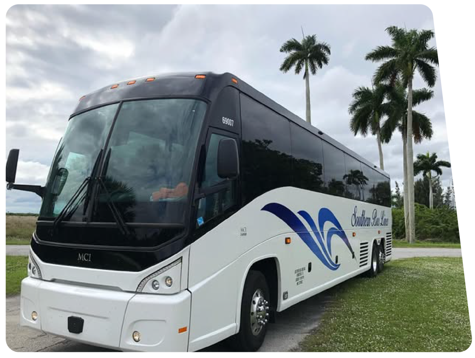 30 Passenger Bus Rental in Miami Florida - Southern Bus Lines